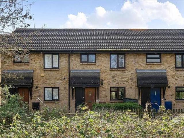 3 Bedroom House Feltham Greater London 101678517