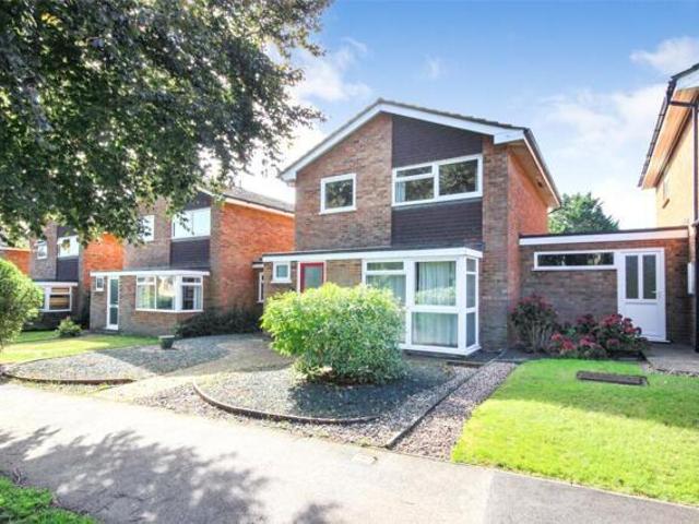 3 Bedroom House Flitwick Central Bedfordshire 98233117