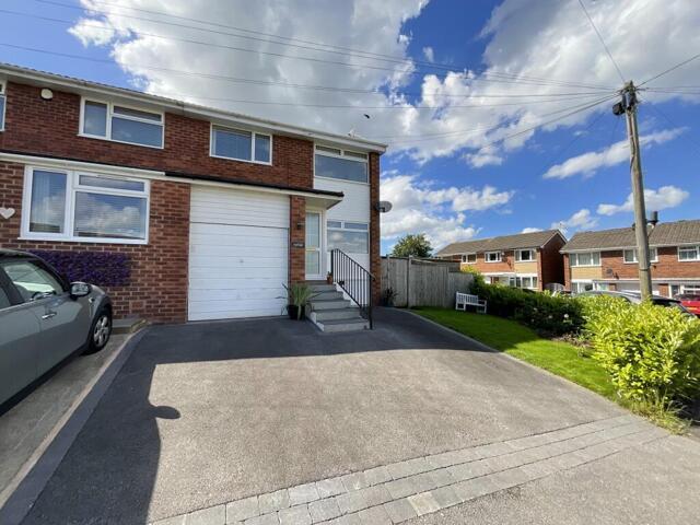 3 Bedroom House Frodsham Cheshire West And Chester 98864597