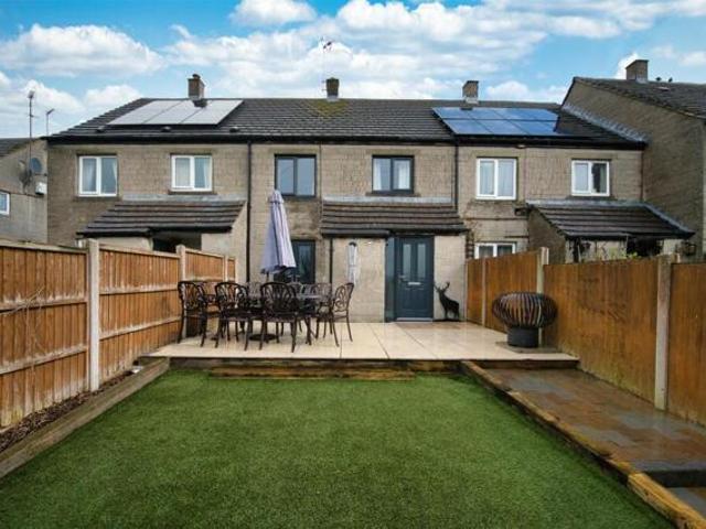 3 Bedroom House Kniveton Kniveton LS100786782