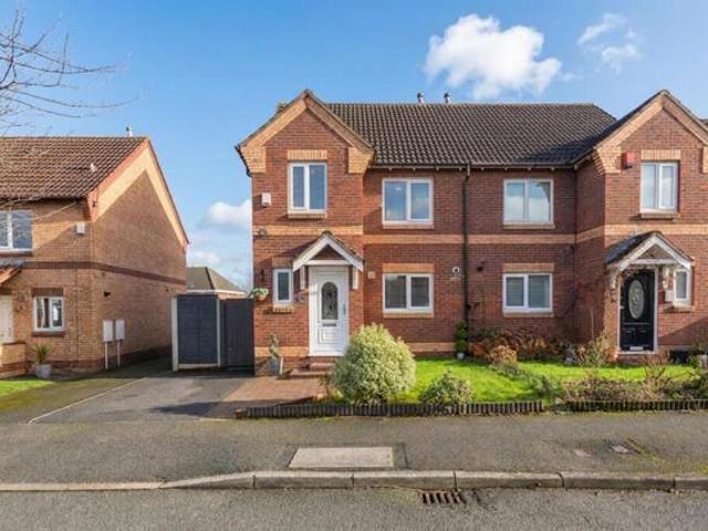 3 Bedroom House Knowsley Liverpool 99290498