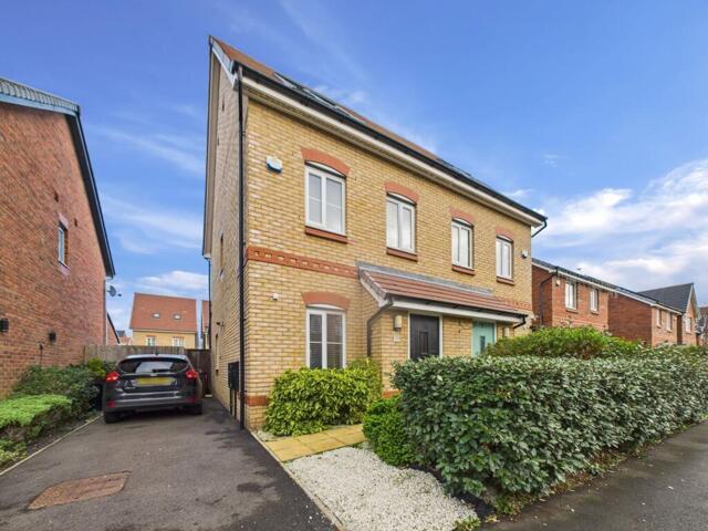 3 Bedroom House Knowsley Merseyside 101675068