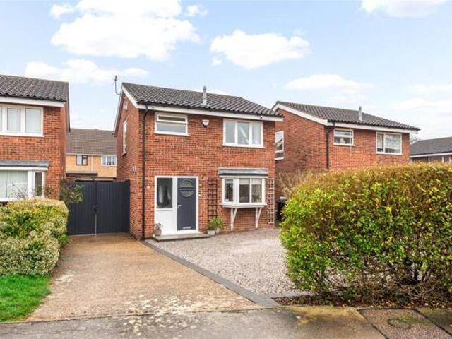 3 Bedroom House Kempston Bedford Borough 99571867