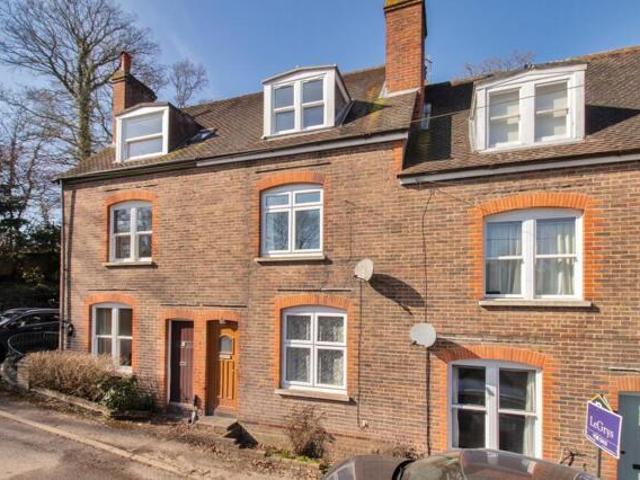 3 Bedroom House Kent Kent LS100366417