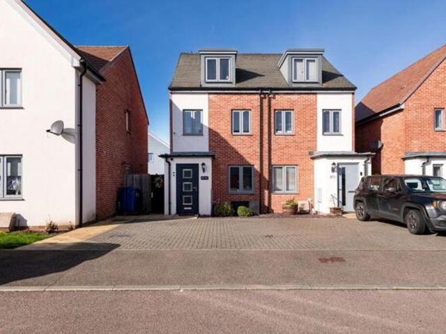 3 Bedroom House Kent Kent LS100456541