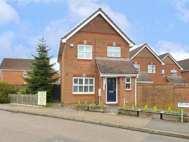 3 Bedroom House Kent Kent LS100614859