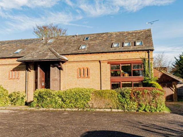 3 Bedroom House Kent Kent LS100953553