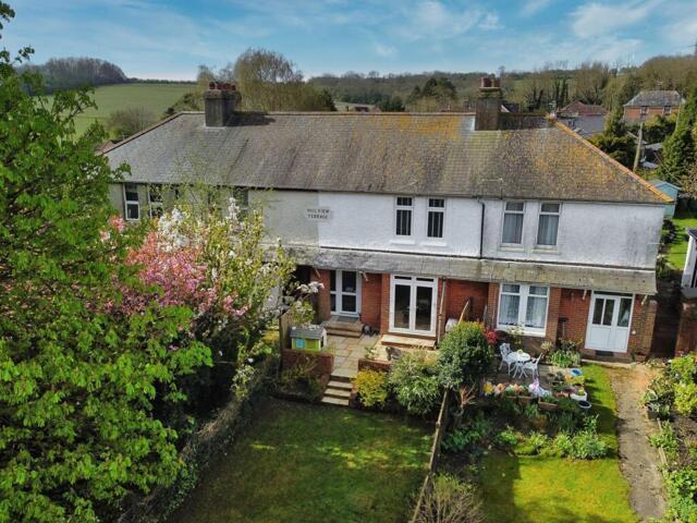 3 Bedroom House Kent Kent LS101025843