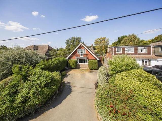 3 Bedroom House Kent Kent LS101168389