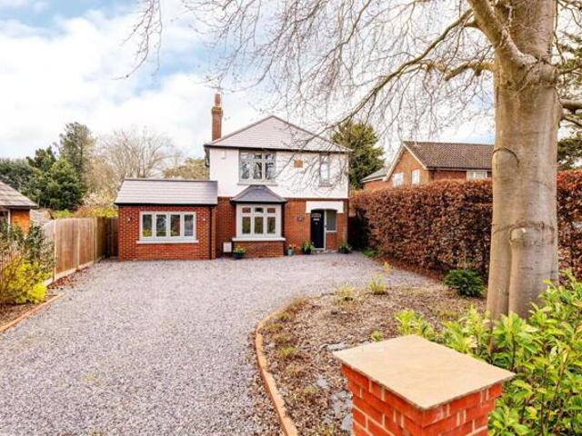 3 Bedroom House Kent Kent LS101316315