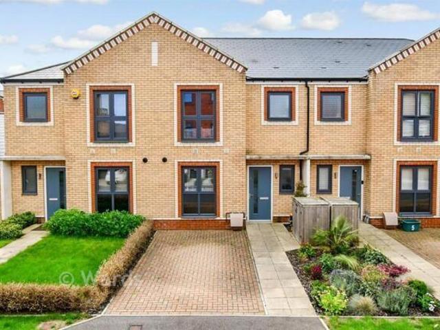 3 Bedroom House Kent Kent LS98386772