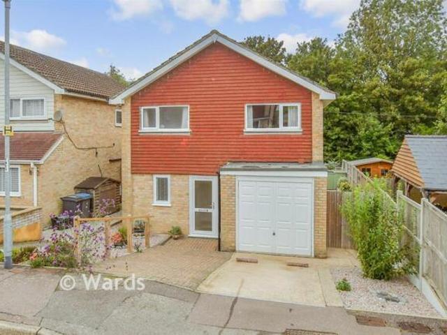 3 Bedroom House Kent Kent 101060035