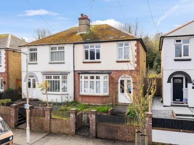 3 Bedroom House Kent Kent 101316378