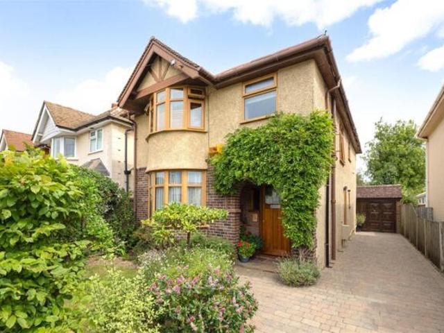 3 Bedroom House Kent Kent 98612495
