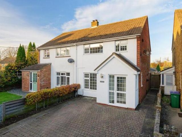 3 Bedroom House Kent Kent 98903724