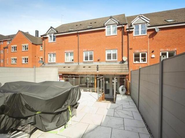 3 Bedroom House Kidderminster Worcestershire 98154244