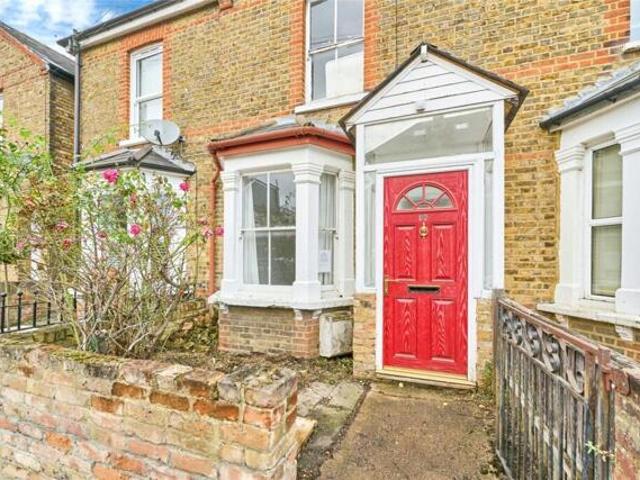 3 Bedroom House Kingston Upon Thames Greater London LS93262973