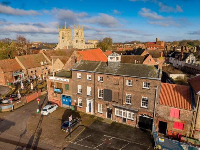 3 Bedroom House King's Lynn Norfolk LS100023990