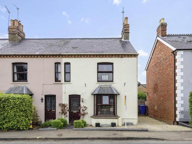 3 Bedroom House Kings Sutton Northamptonshire 101351695