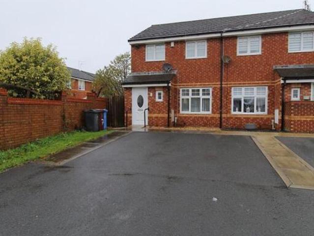 3 Bedroom House Kirkby Lincolnshire LS99344710