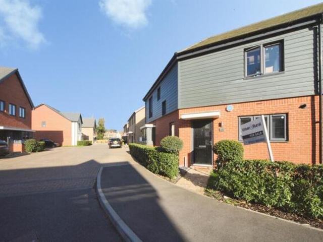 3 Bedroom House Houghton Regis Bedfordshire LS101675267
