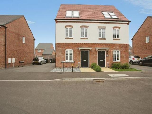 3 Bedroom House Houlton Houlton 101796788