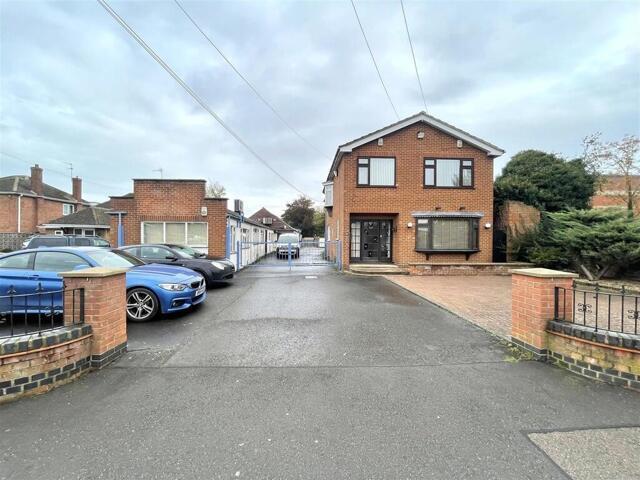 3 Bedroom House Holbeach Holbeach 100426172