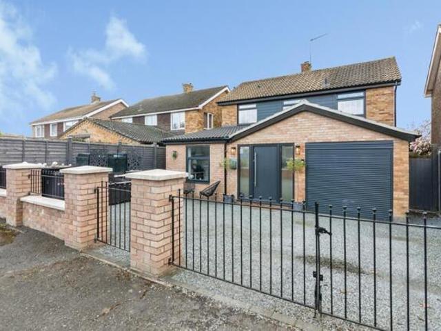 3 Bedroom House Holton Holton 100579105