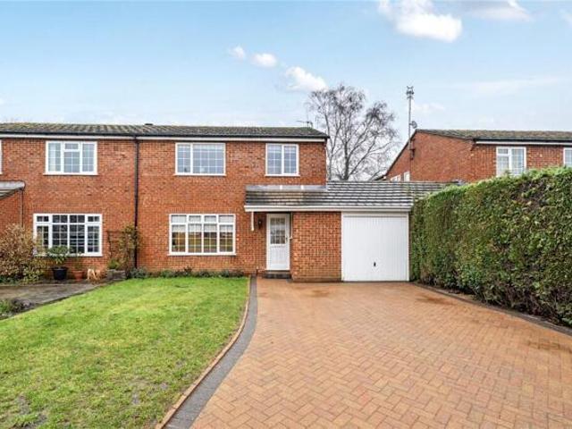 3 Bedroom House Hook Hampshire 100541277