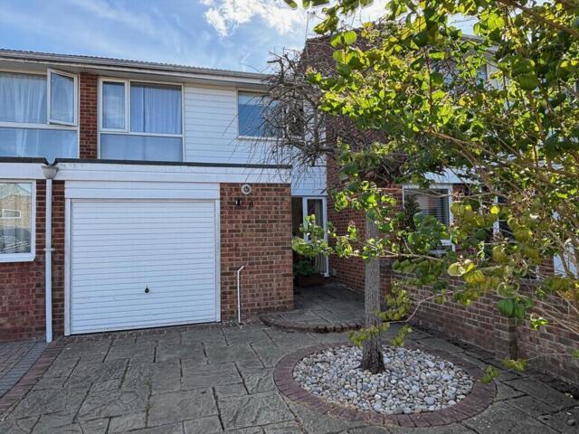 3 Bedroom House Hatfield Hertfordshire 98968853
