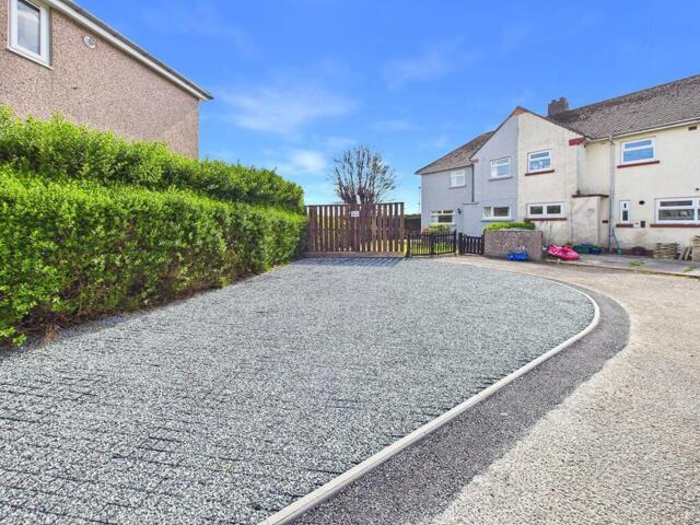 3 Bedroom House Haverfordwest Pembrokeshire LS101674798