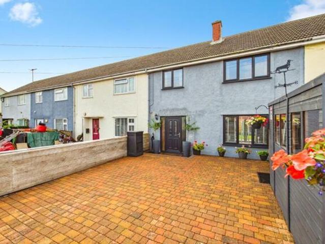 3 Bedroom House Haverfordwest Pembrokeshire LS98612340