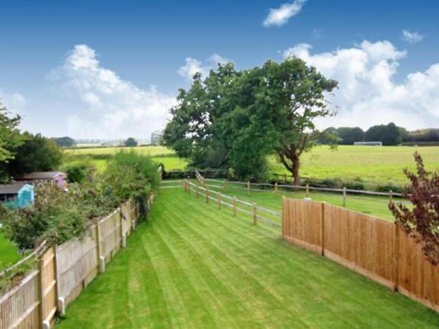3 Bedroom House Hailsham East Sussex LS99204122
