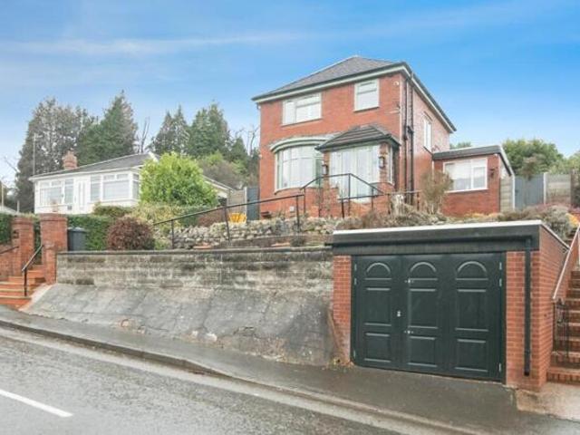 3 Bedroom House Halesowen Dudley LS98969305