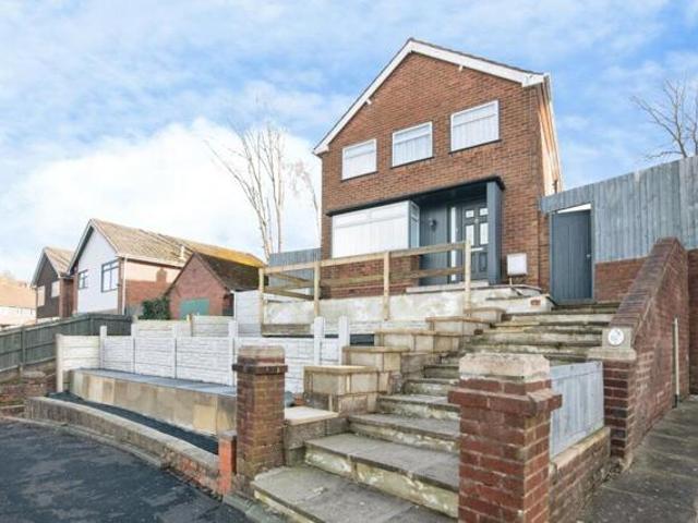 3 Bedroom House Halesowen Sandwell LS101678514