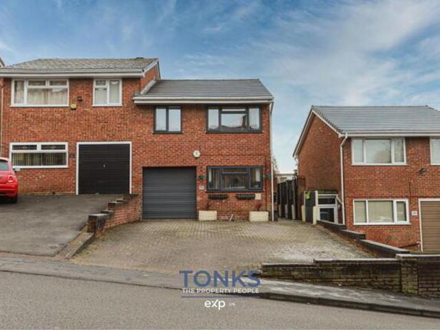 3 Bedroom House Halesowen Sandwell LS98503906