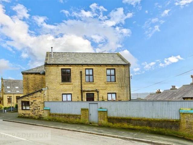 3 Bedroom House Halifax Calderdale 99895282