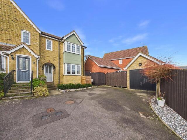 3 Bedroom House Halstead Essex 99986467