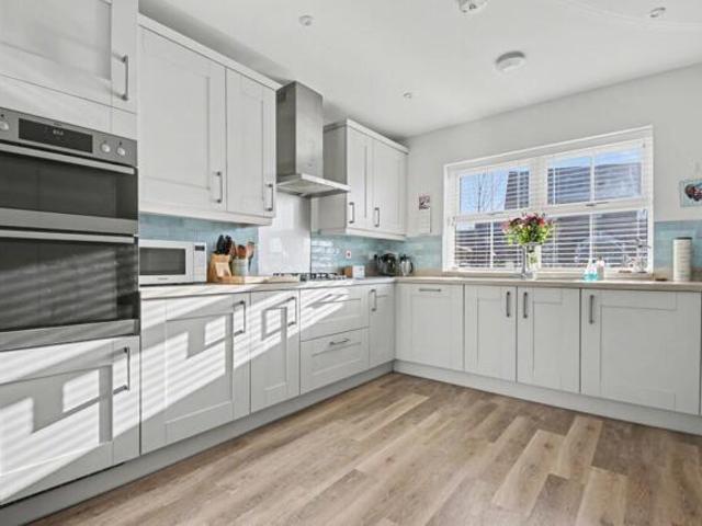 3 Bedroom House Hampshire Hampshire 100578903