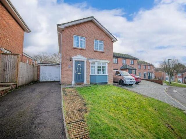 3 Bedroom House Hampshire Hampshire 100733918