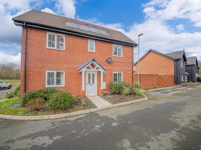 3 Bedroom House Hampshire Hampshire LS99808538