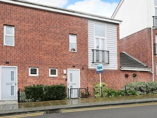 3 Bedroom House Hanley Stoke on Trent 99475730