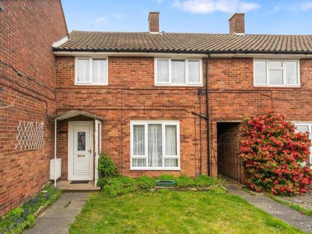 3 Bedroom House Harlow Essex 101060284