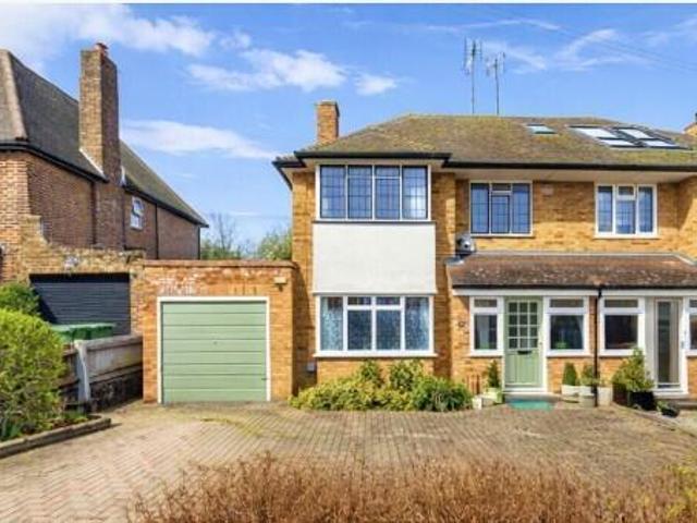 3 Bedroom House Harpenden Hertfordshire 99130456