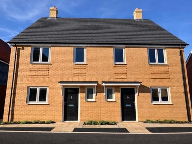 3 Bedroom House Harwich Essex 99895118