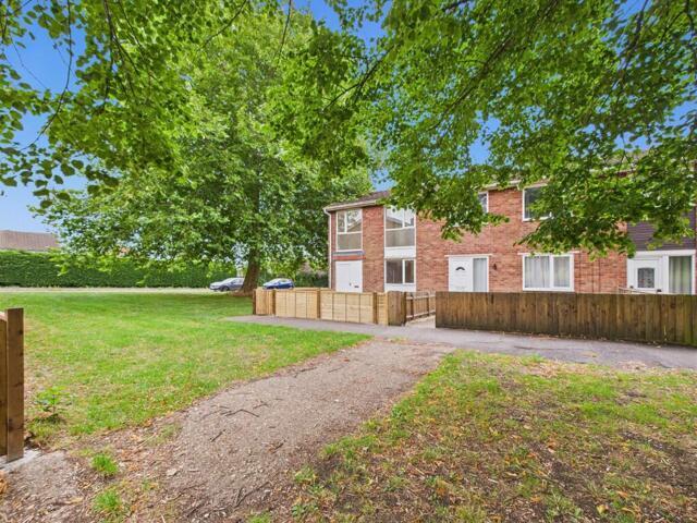 3 Bedroom House Hartford Cheshire LS99840120