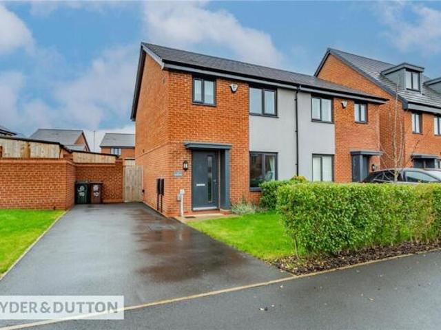 3 Bedroom House Heywood Rochdale LS98335834