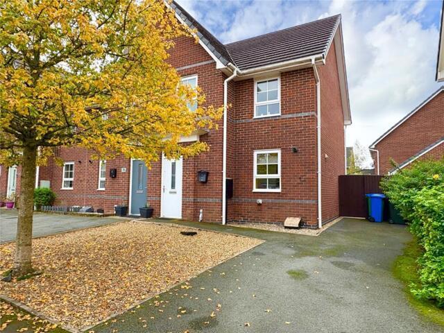 3 Bedroom House Heywood Rochdale LS99092609