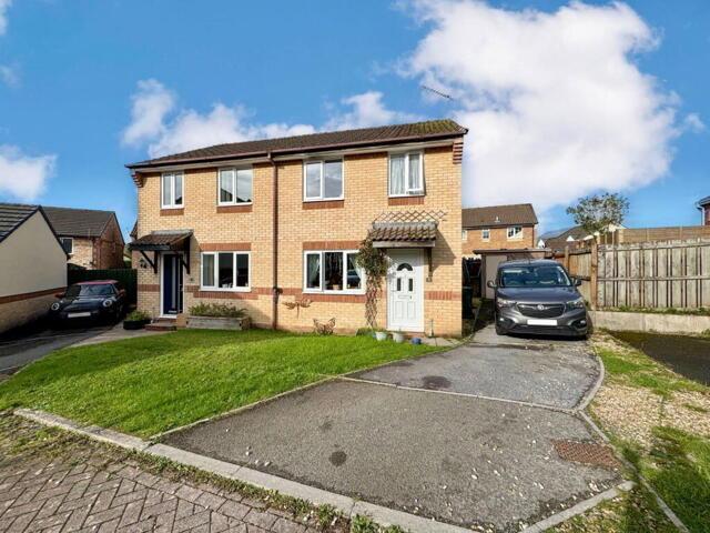 3 Bedroom House Heathfield Devon 101379282