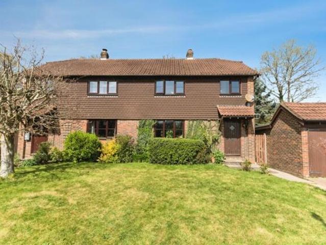 3 Bedroom House Heathfield East Sussex 101676910